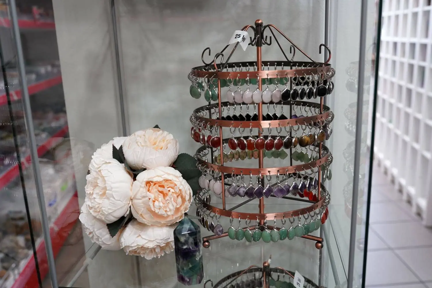 StoneMania Bijou Store Bucharest - Semi-precious stones showroom Bucharest