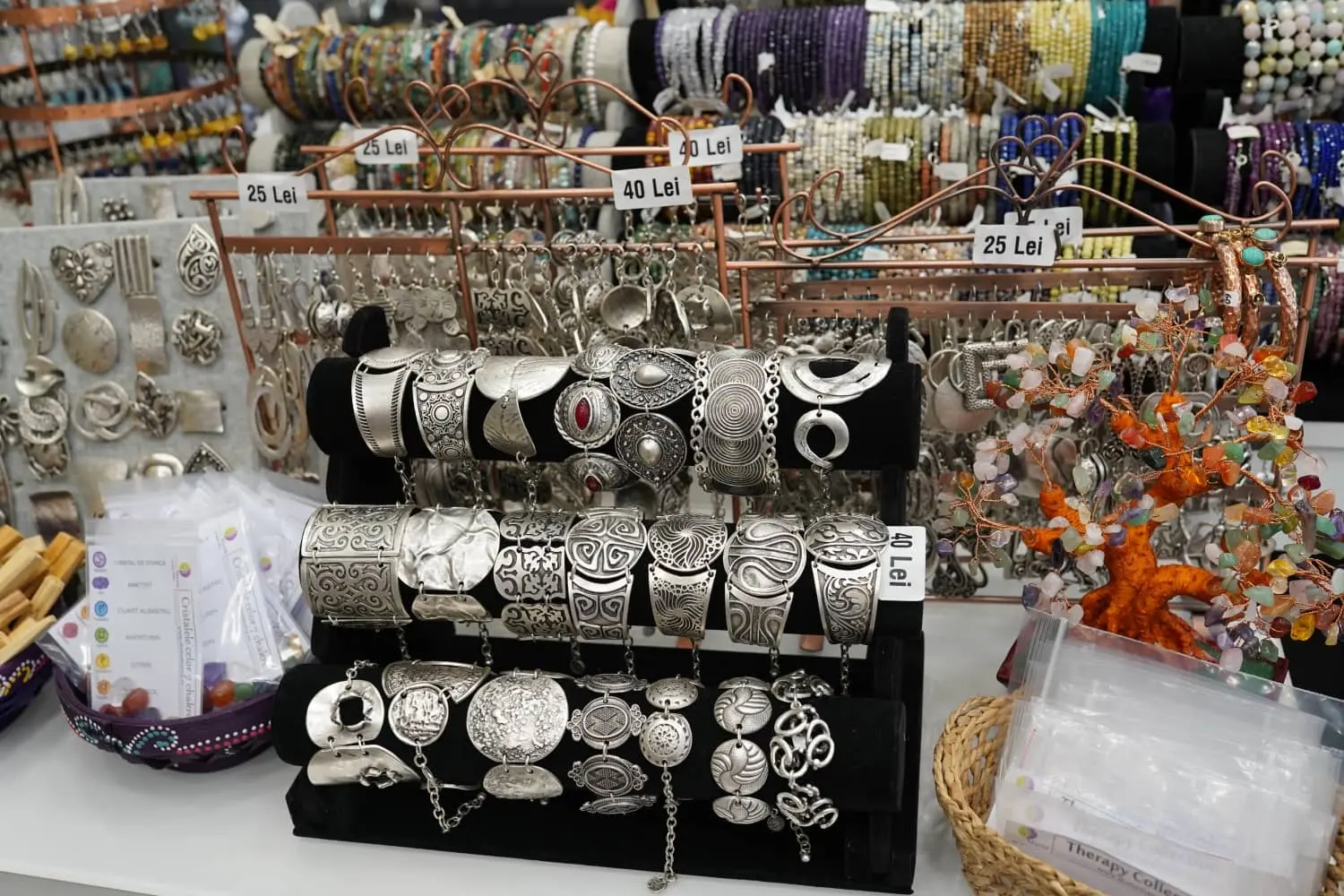 StoneMania Bijou Store Bucharest - Semi-precious stones showroom Bucharest