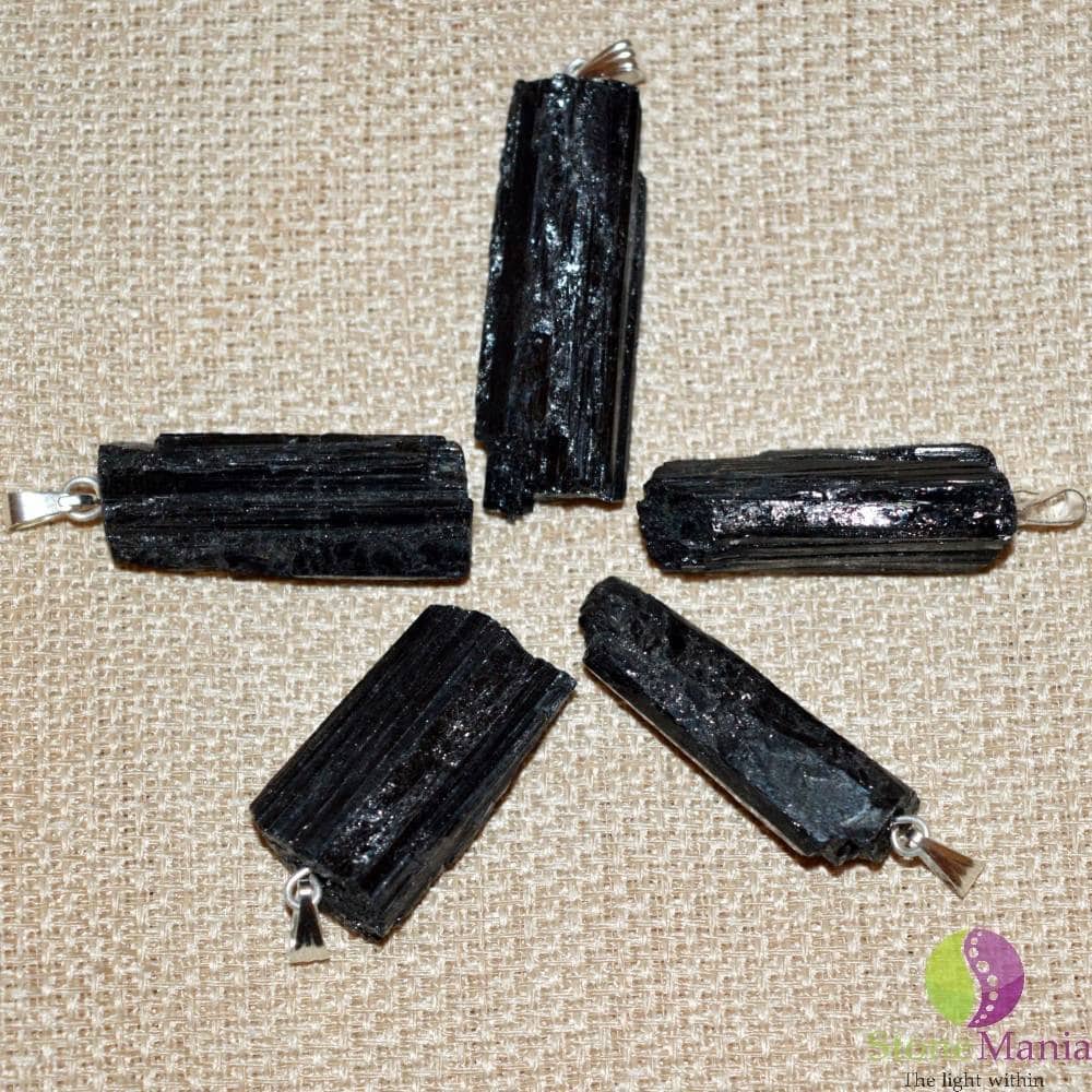 Pandantiv turmalina neagra bruta 30x15mm
